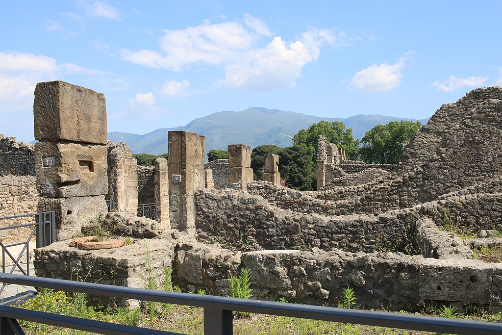 The Most Visited Archaeological Sites in Italy - TheBiteTour.com