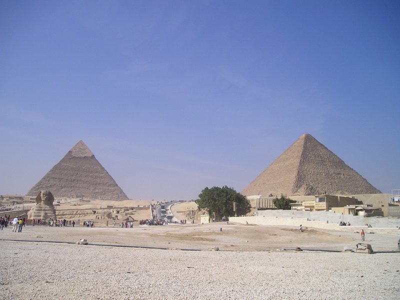 The 10 Oldest and Most Famous Pyramids in the World - TheBiteTour.com