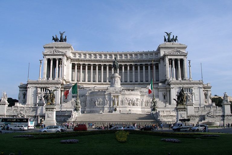 The Largest Squares in Italy - TheBiteTour.com