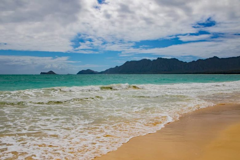 Bellows Field Beach Park - TheBiteTour.com