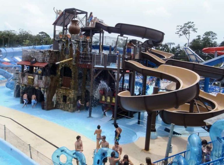 15 Epic Water Parks In Florida That Will Make You Want To Dive Right In ...